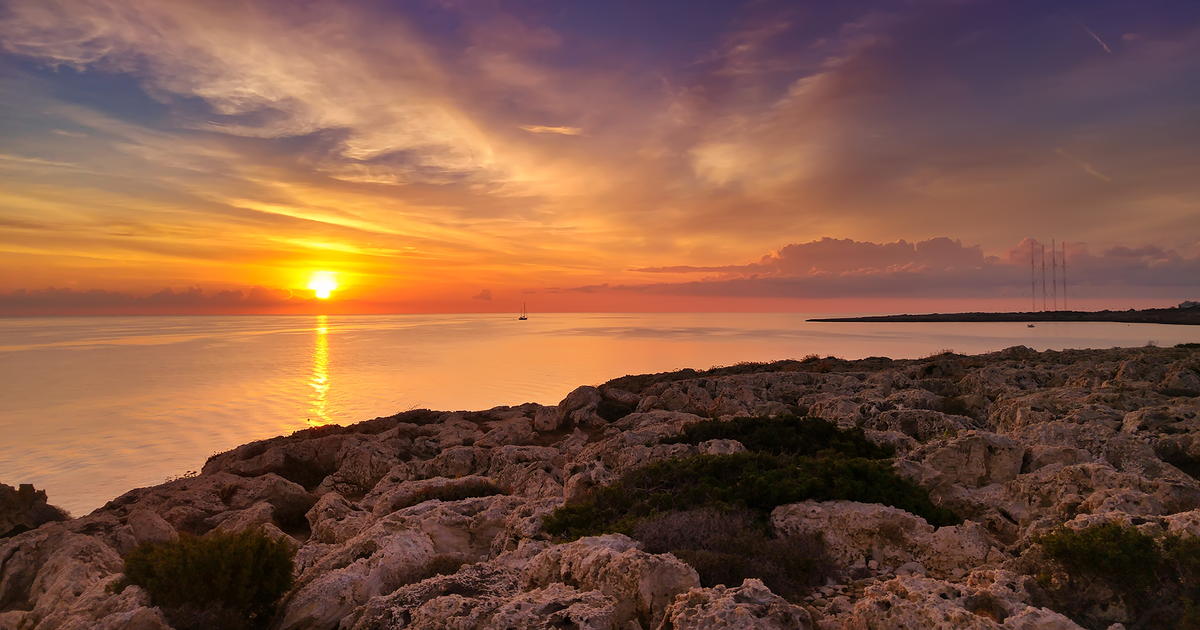 The best spots to watch the sunset in Cyprus — land.cy