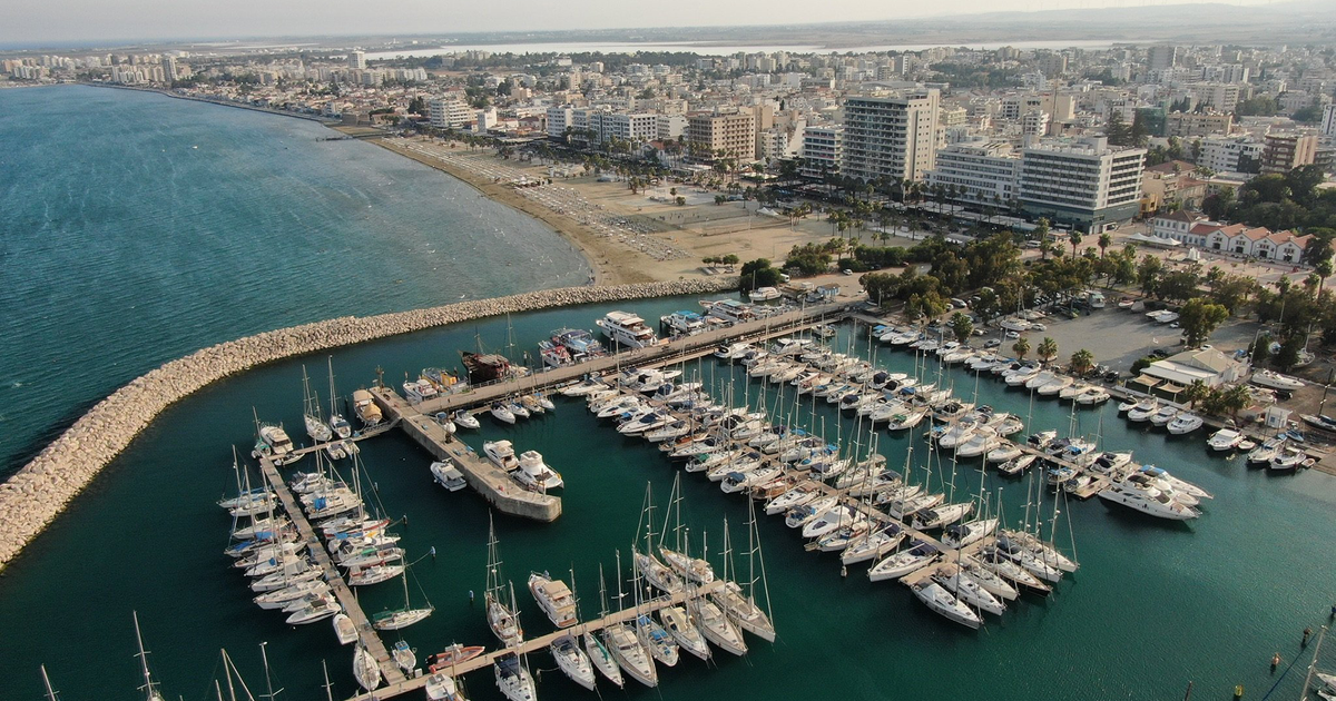 Larnaca Marina Pier restoration is nearing the final stages — land.cy