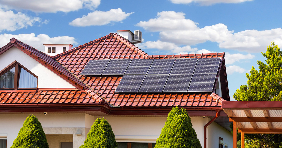 Residential solar system sponsorship program — home.cy