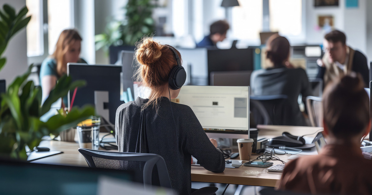 One in every four workers earns a low income — commercial.cy