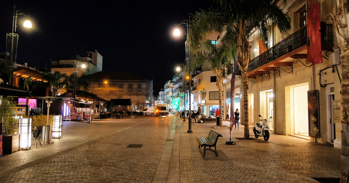 Larnaca’s makeover underway as Ermou nears completion — land.cy