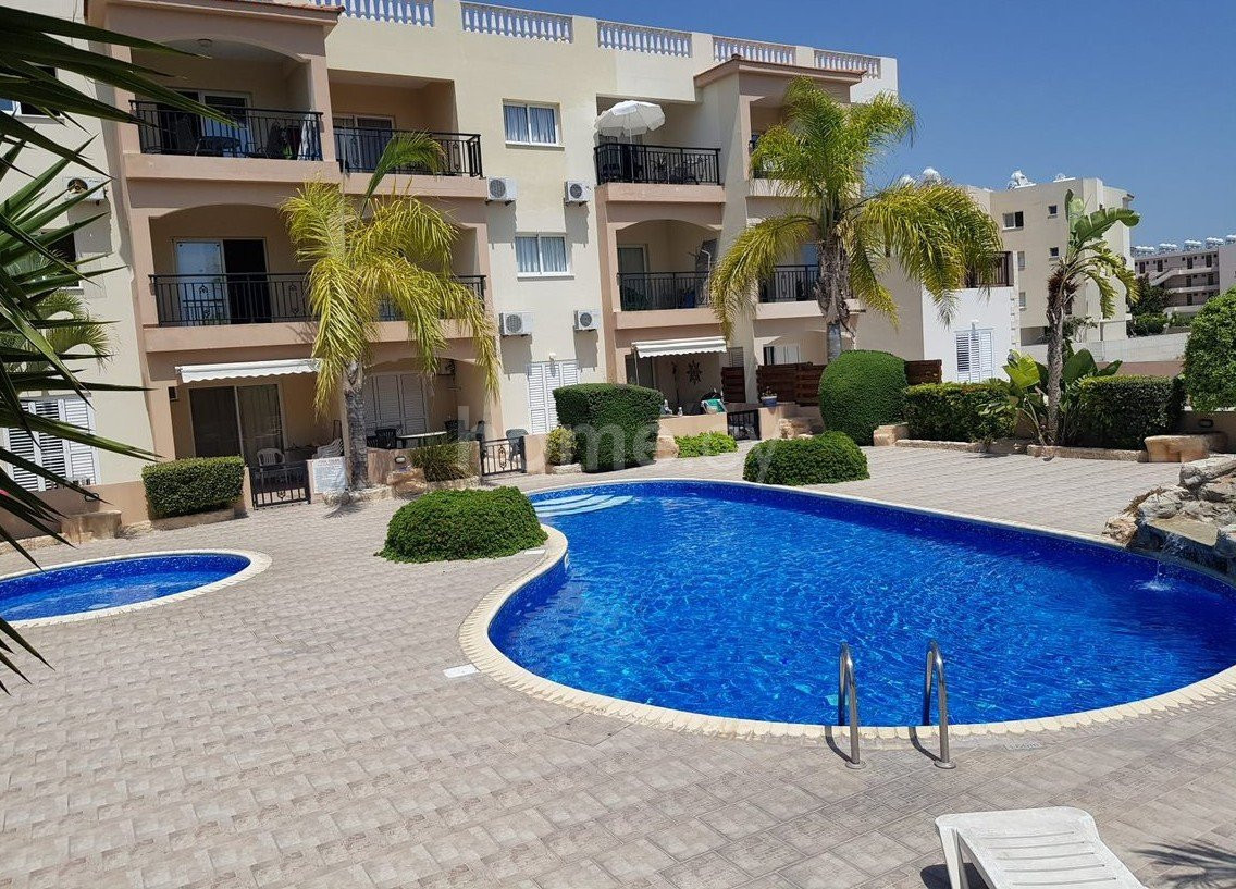 Top floor apartment for sale in Paphos — home.cy