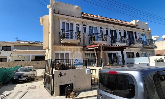 Σπίτια και διαμερίσματα προς πώληση — home.cy